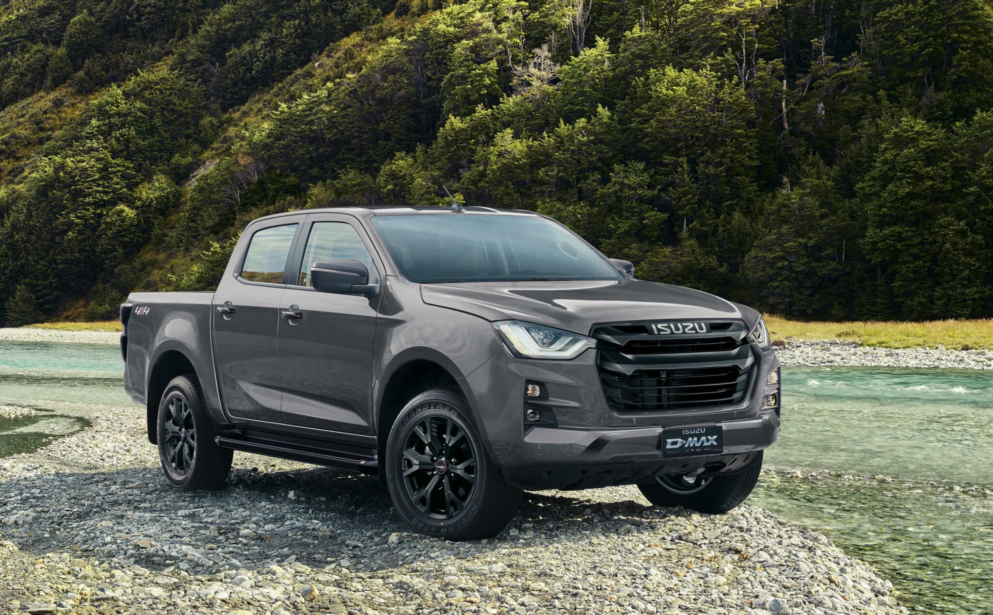 23MY ISUZU D-MAX_18_GEXP_LHD_Crew RBE without Talents | Isuzu de Canella